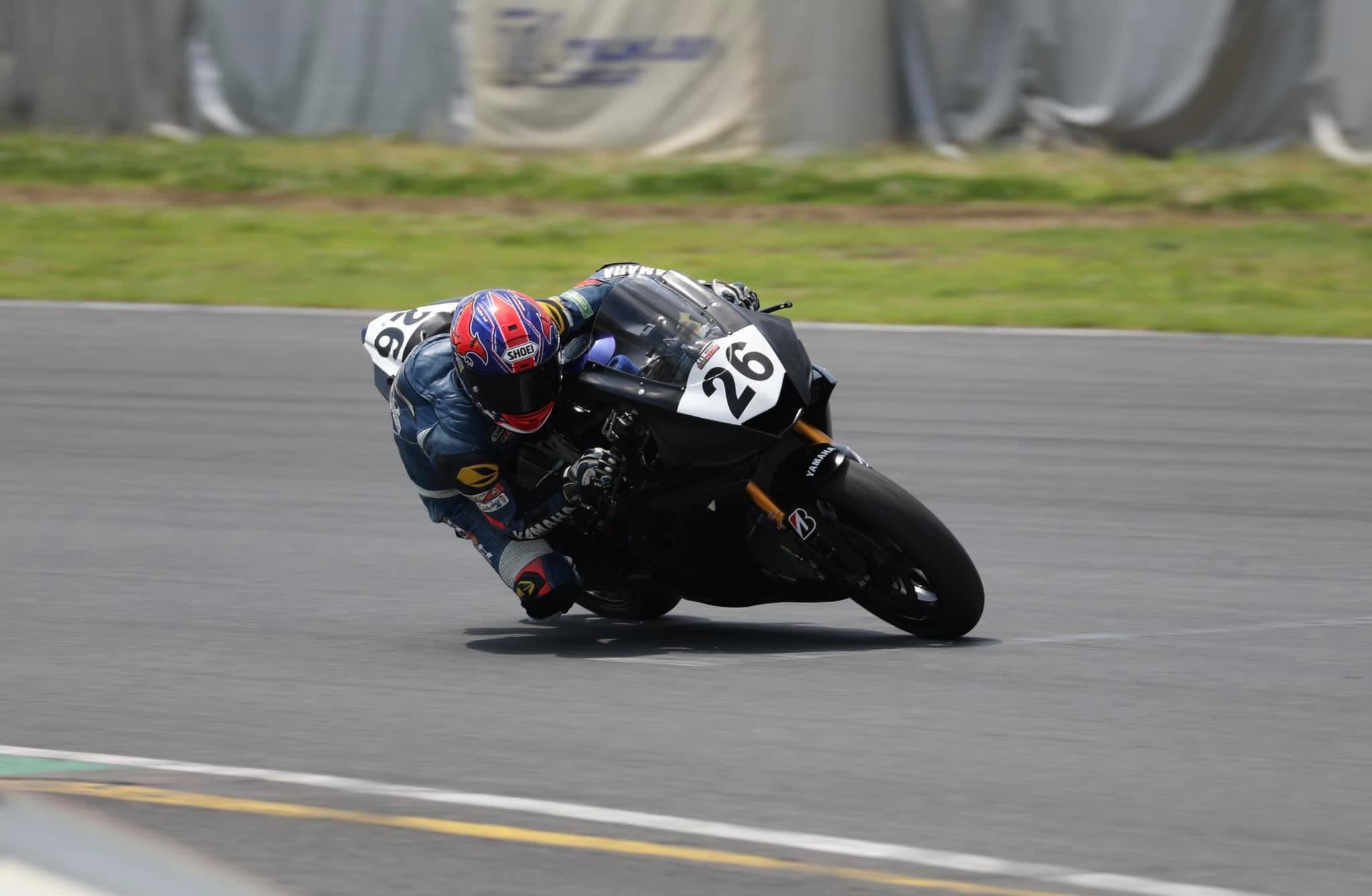 全日本選手権筑波rd 予選＆レース1編 | Moto Blog松岡玲/mtr-office